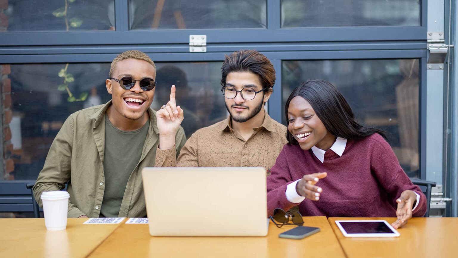 Distance Learning vs Campus Learning at Regent Business School